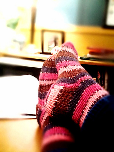 21 Days/21 Poems: Ode to My Socks by Pablo Neruda – Kinna Reads